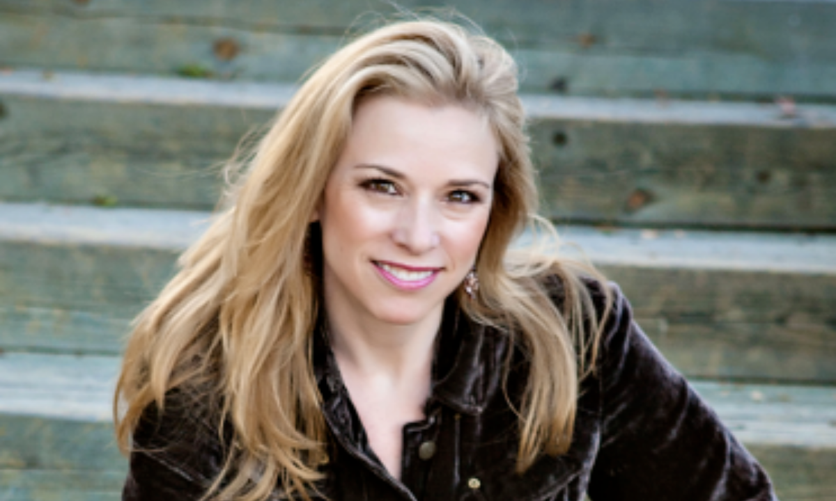 Amanda Carr Debuts a Tribute to Boston’s Resilient Spirit: “Strong: A ...